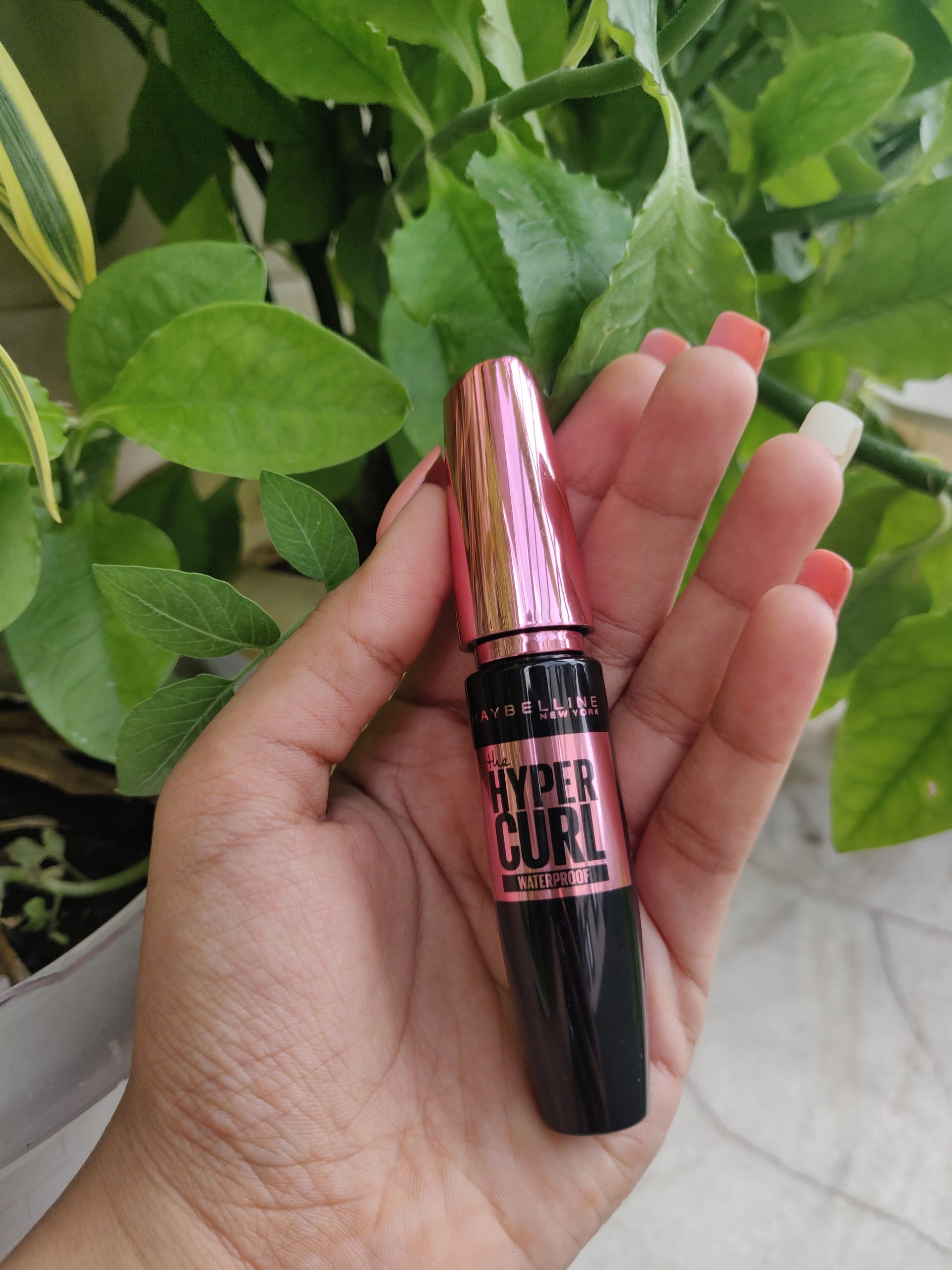 Maybelline New York Volum' Express Hyper Curl Waterproof Mascara: An ...