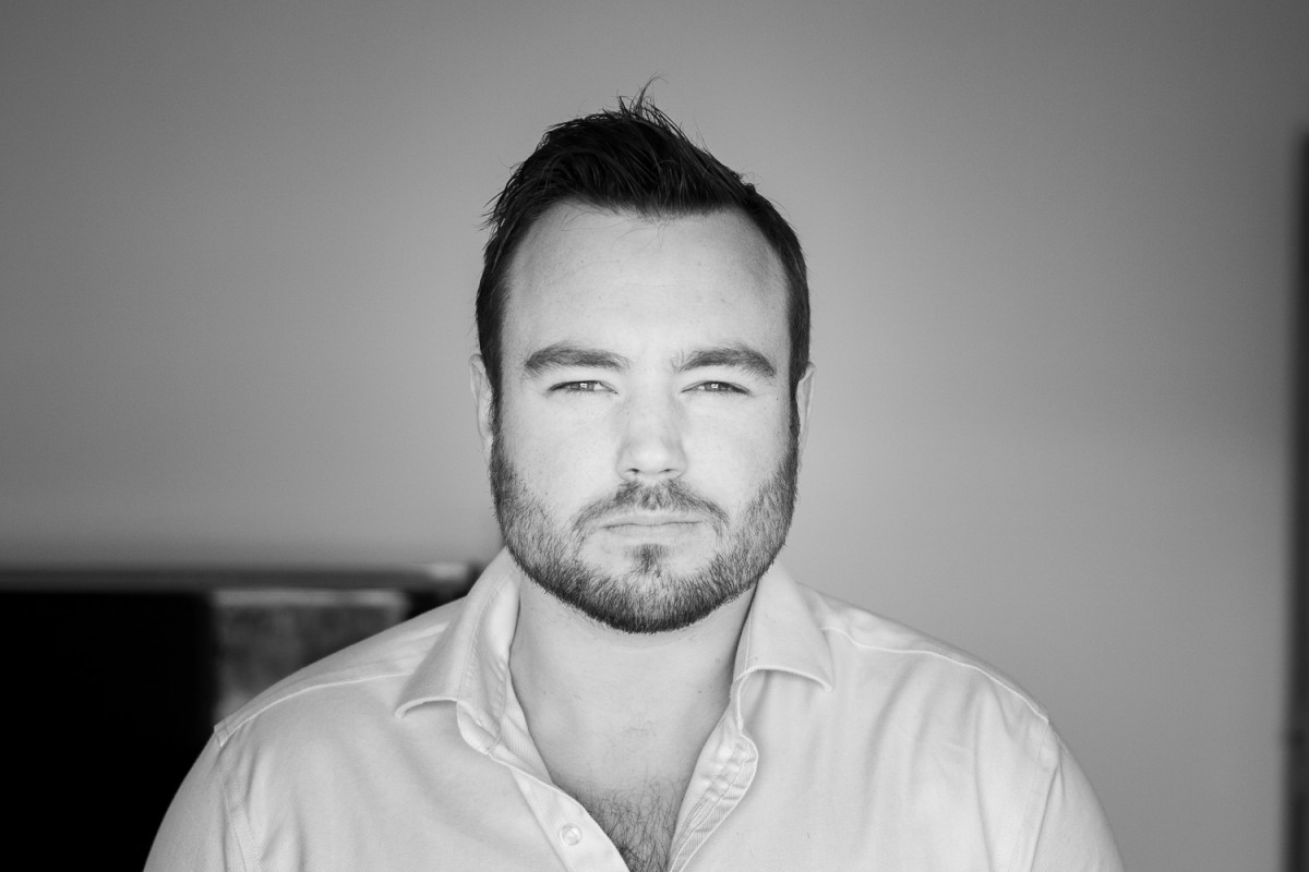 Guide To How To Pose Like A Male Model - 365 gorgeousGuide On How To ...